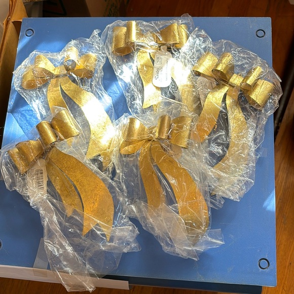 Holiday | New Set Of 5 Gold Metal Bows Decor Ornaments Accents | Poshmark
